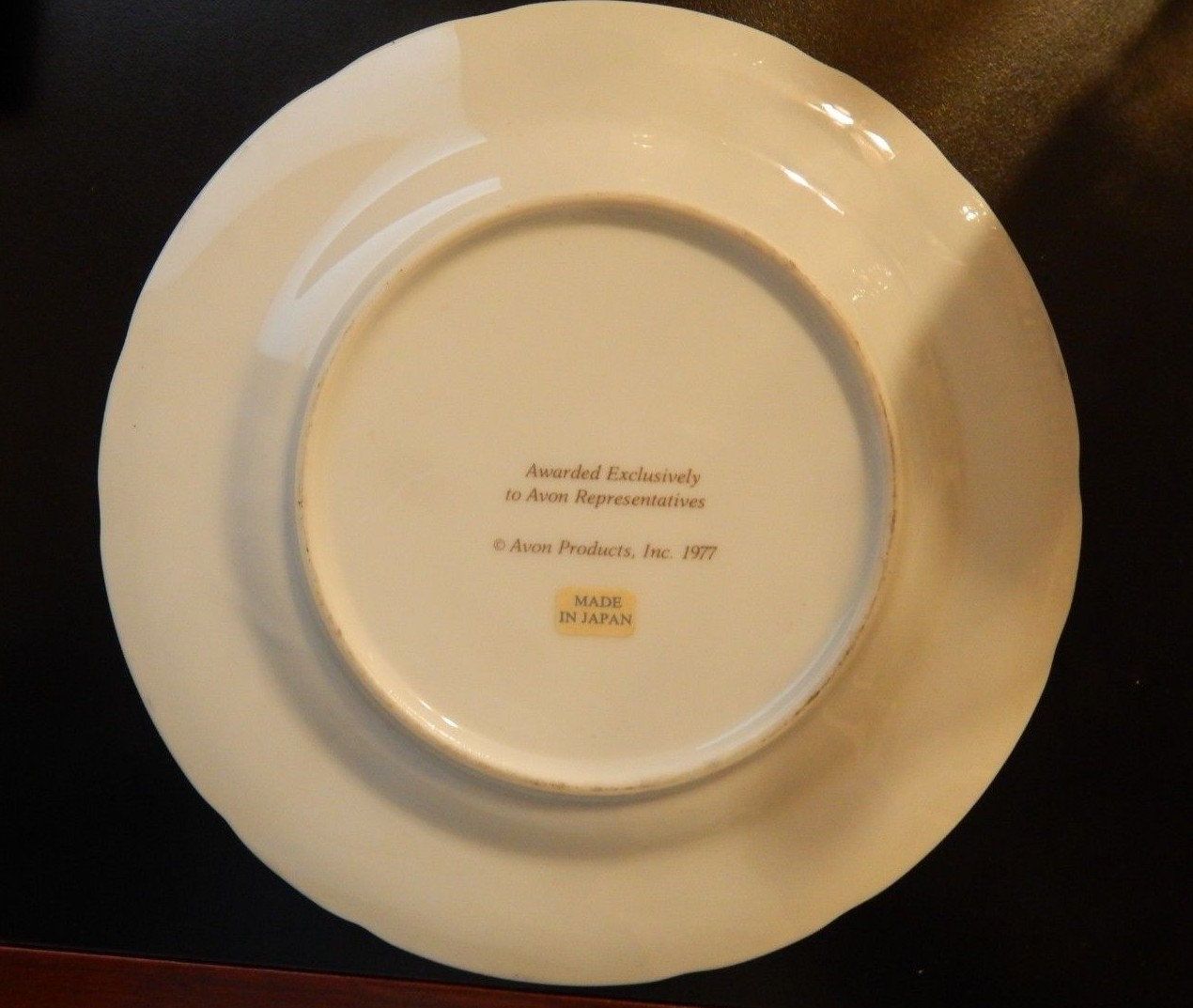 1977 AWARDED EXCLUSIVELY TO AVON REPRESENTATIVES PLATE! ZZ791UCX | eBay