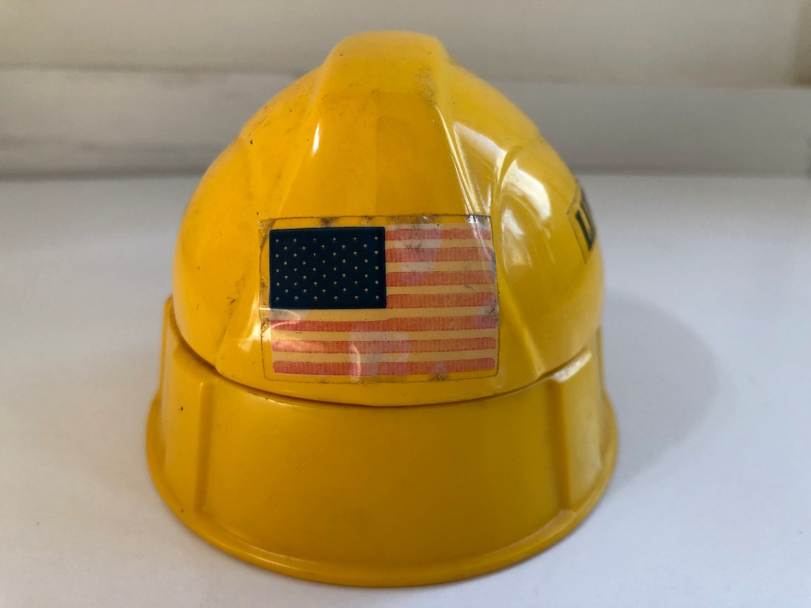 Avon FOREMAN BOSS HARD HAT Full Deep Woods After Shave Empty | eBay