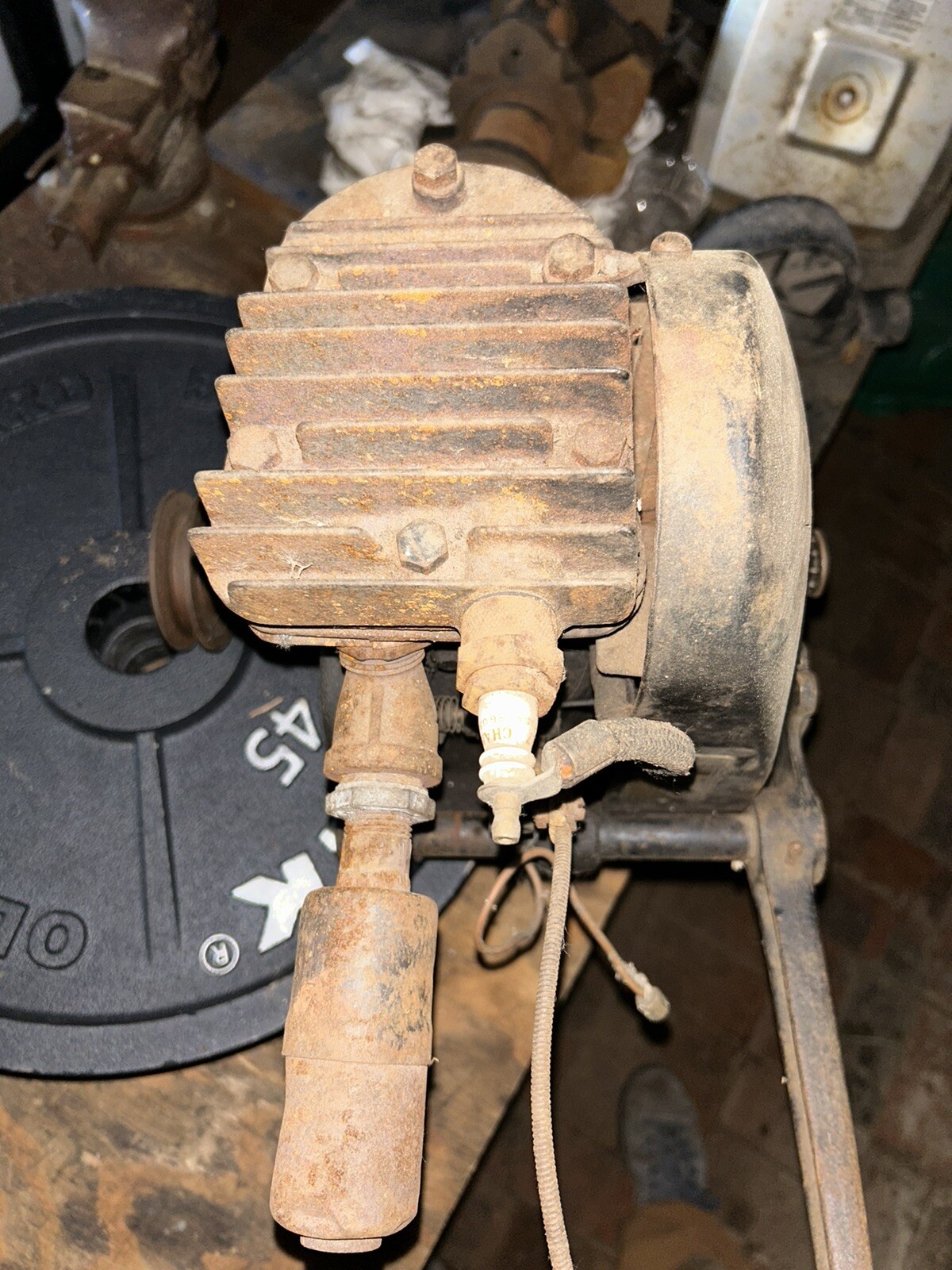 1932 briggs and stratton model y engine Prewar Gas Go kart Mower Kick ...