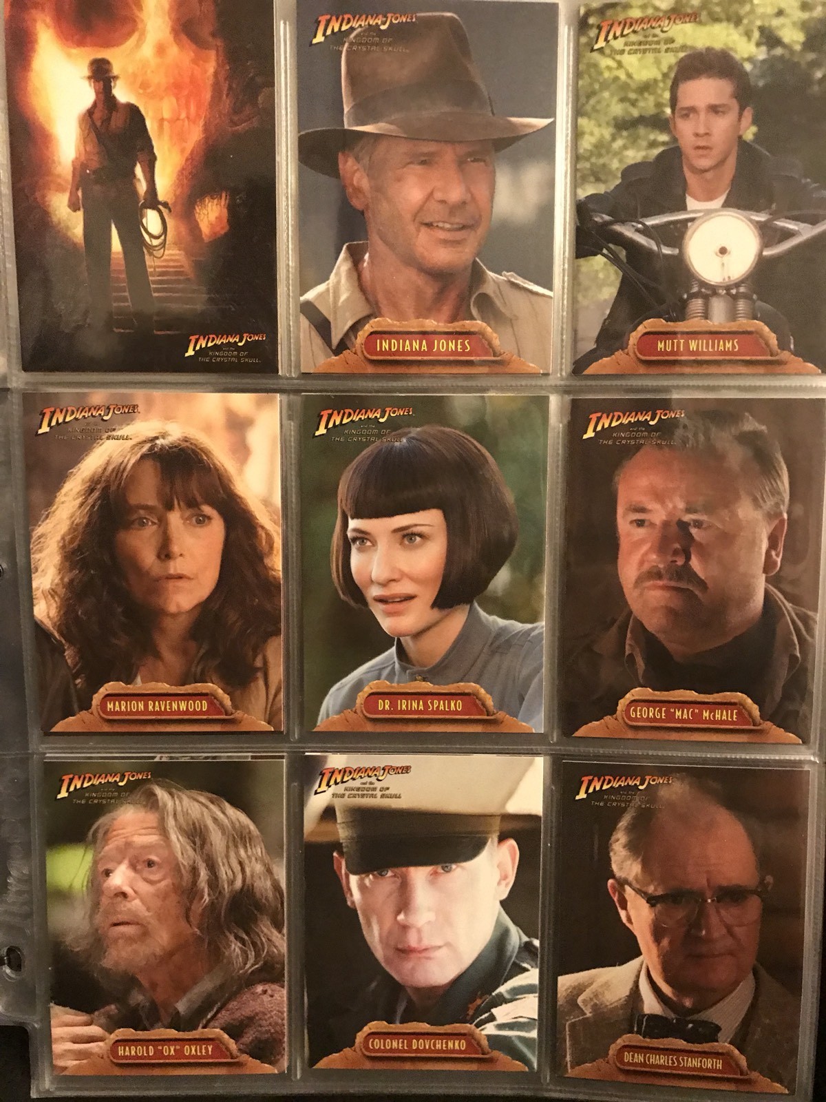 Indiana Jones™ TRADING CARDS Kingdom of the Crystal Skull TOPPS ...