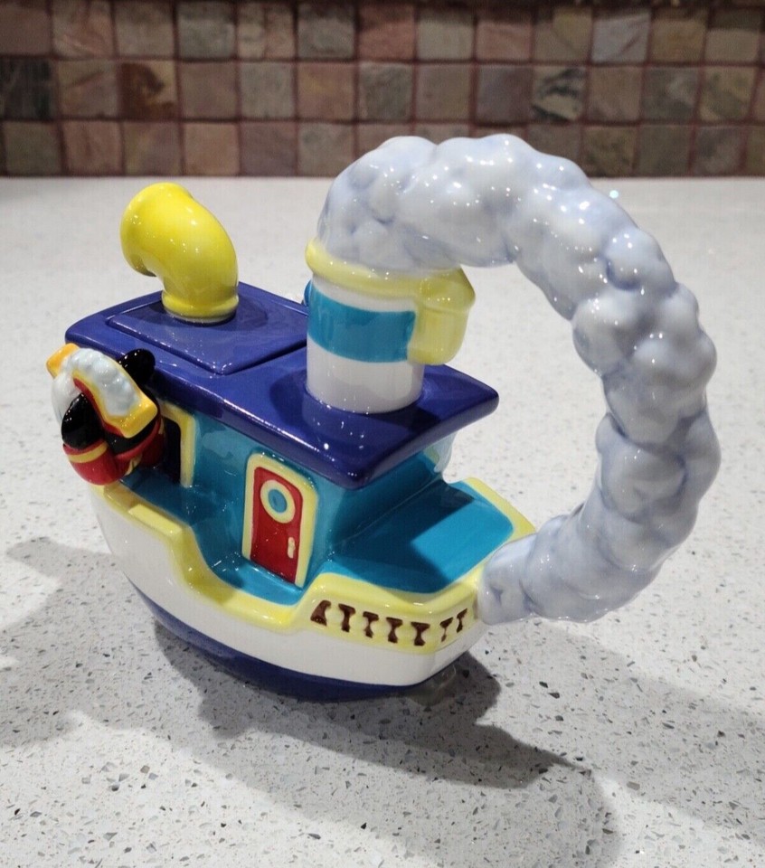 Disney MICKEY MOUSE Donald Duck “QUEEN MINNIE MOUSE” Boat TEAPOT Tea ...