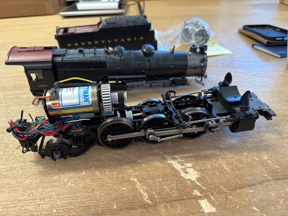 O SCALE BRASS SUNSET HIGH IRON 3-RAIL PRR K-4 + 2 RAIL DRIVERS PICS ...