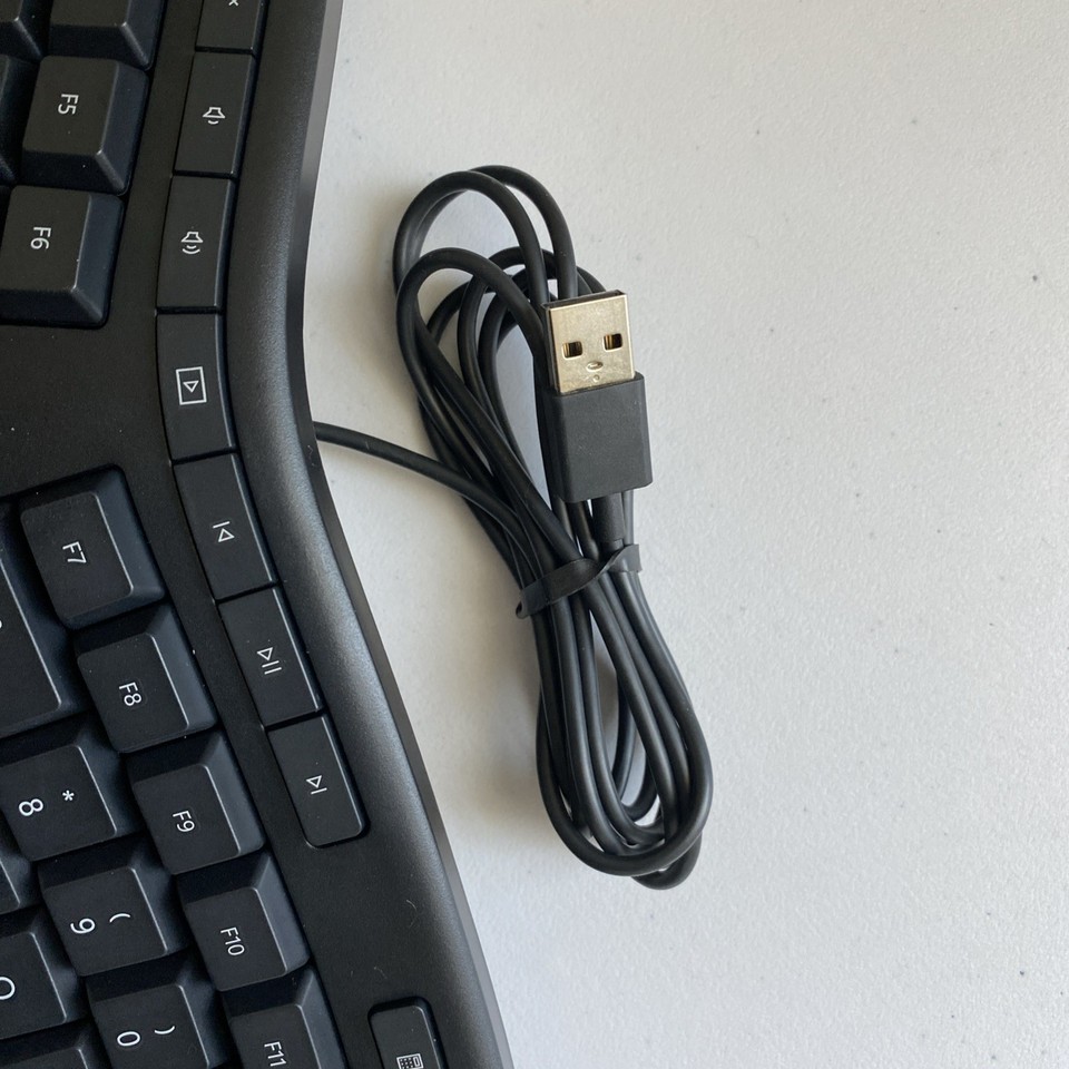 Microsoft - Wired USB Ergonomic Keyboard Model - 1878 - LXM-00001 | eBay