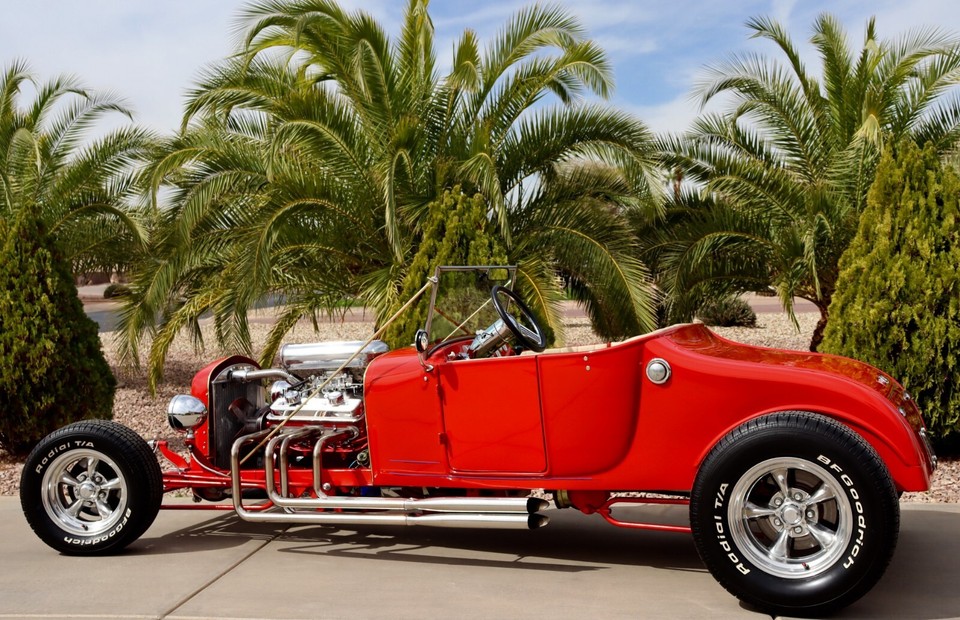 1927 Ford Roadster Model T V8 350 Chevy , A 1932 Grill T-Bucket Kit Car ...