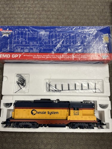 + USA Trains G Scale R22105 Chessie GP7 Diesel Locomotive NIB | eBay