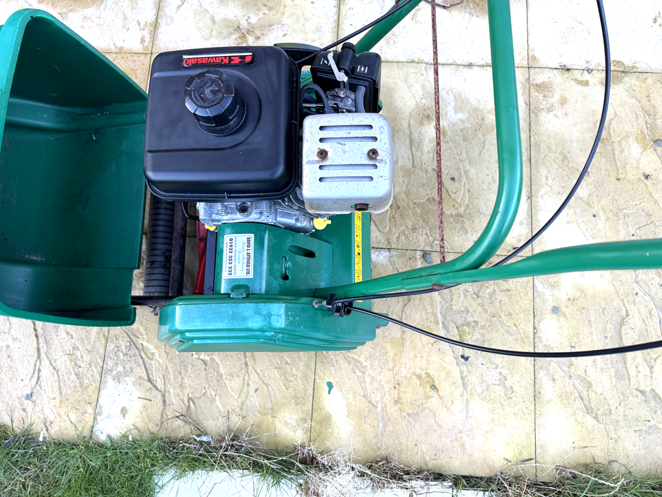 Suffolk Punch 14sk Cylinder Petrol Lawnmower. Kawasaki Engine. Atco ...