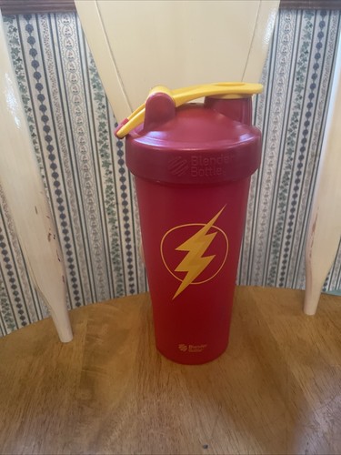 The Flash 28” oz Blender Bottle DC COMICS Missing ball piece | eBay