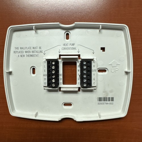 Honeywell TH8320U1008 7-Day VisionPRO 8000 Touchscreen Programmable ...