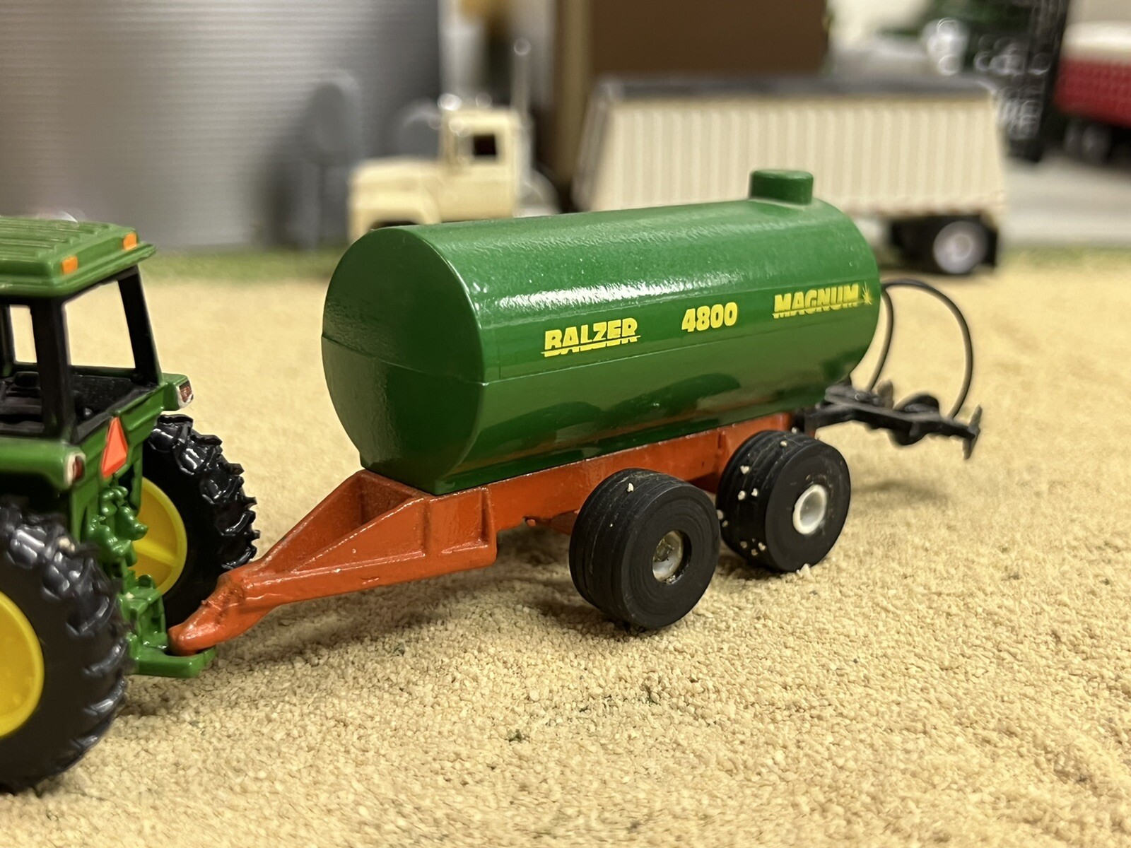 1/64 Balzer Magnum 4800 Liquid Manure Tank w/ injectors Custom Farm Toy ...