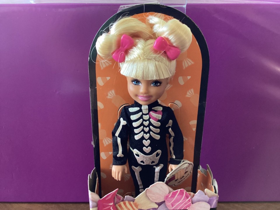 2010 Halloween Chelsea Kelly Doll Skeleton Barbie NRFB V9445 Target ...