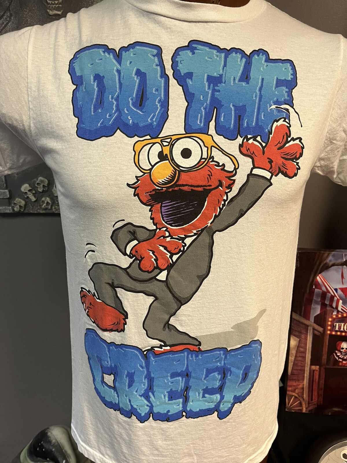 Sesame Street Med White Blue Multi Do The Creep Elmo … - Gem