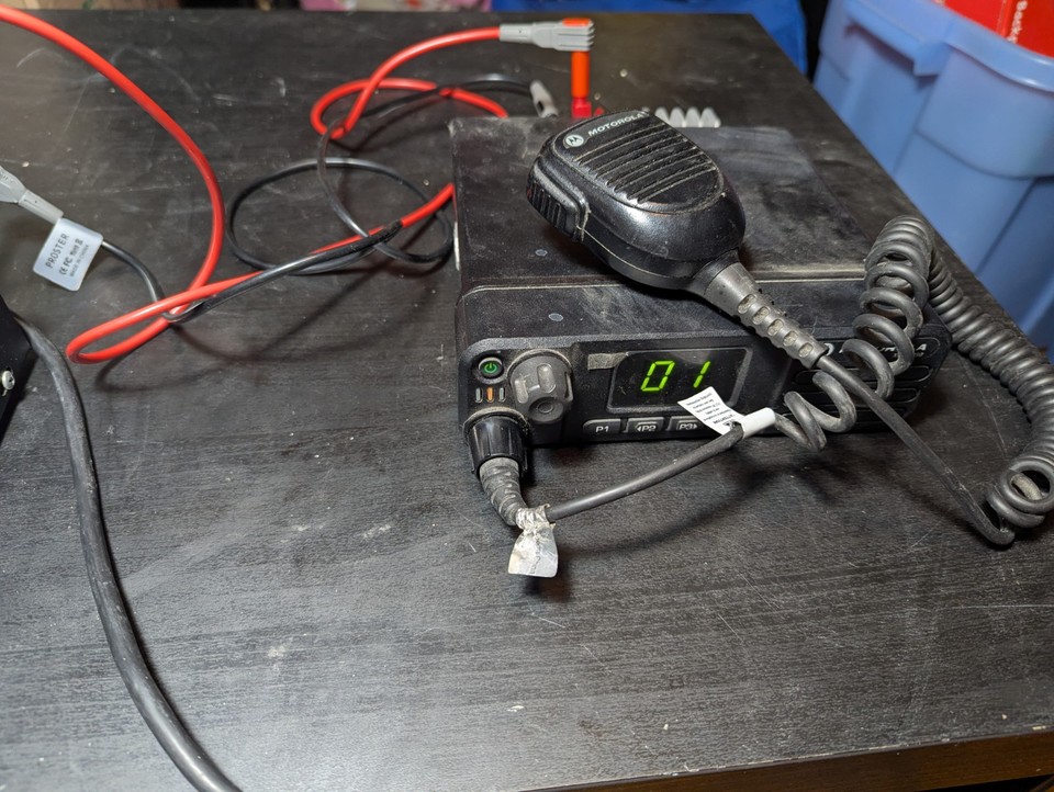 Motorola XPR5350 UHF Two Way Radio - Tested Working - See Pics/Desc | eBay