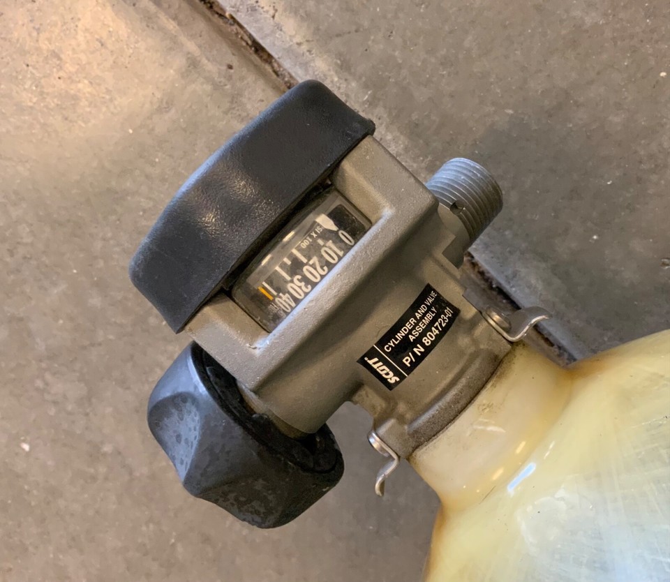 Scott 4500PSI 60MIN Firefighter SCBA Bottle Tank Cylinder Mfr 2001 ...