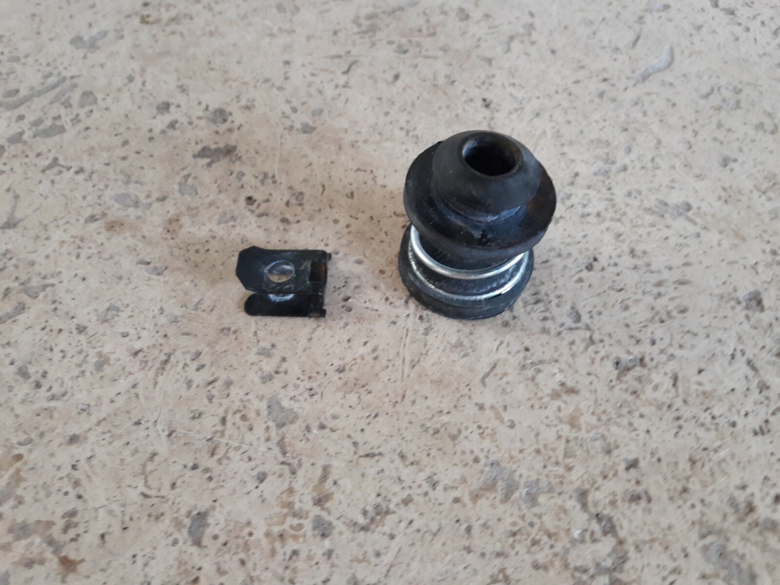 LG refrigerator compressor Grommet w/ retaining clip 5041JA3001B ...