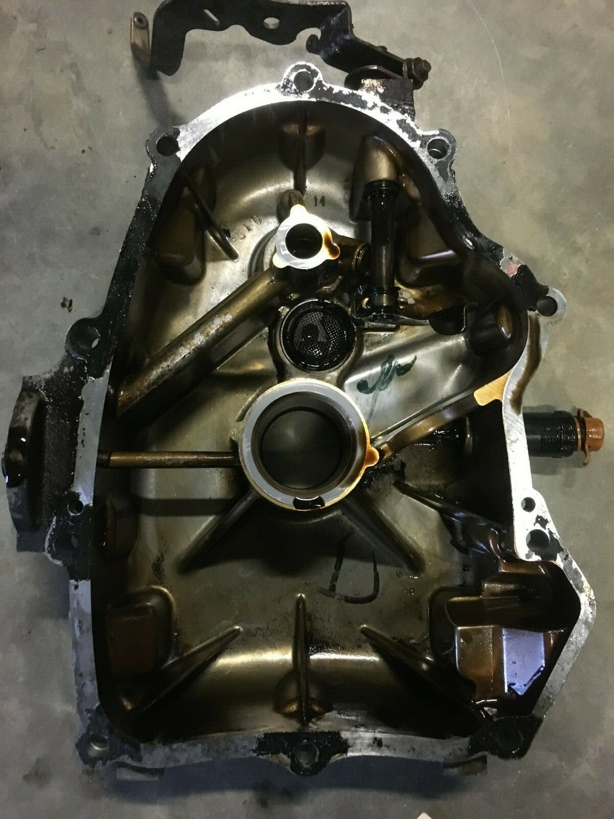 John Deere L111 Engine Oil Pan Sump Briggs & Stratton Intek V-Twin ...