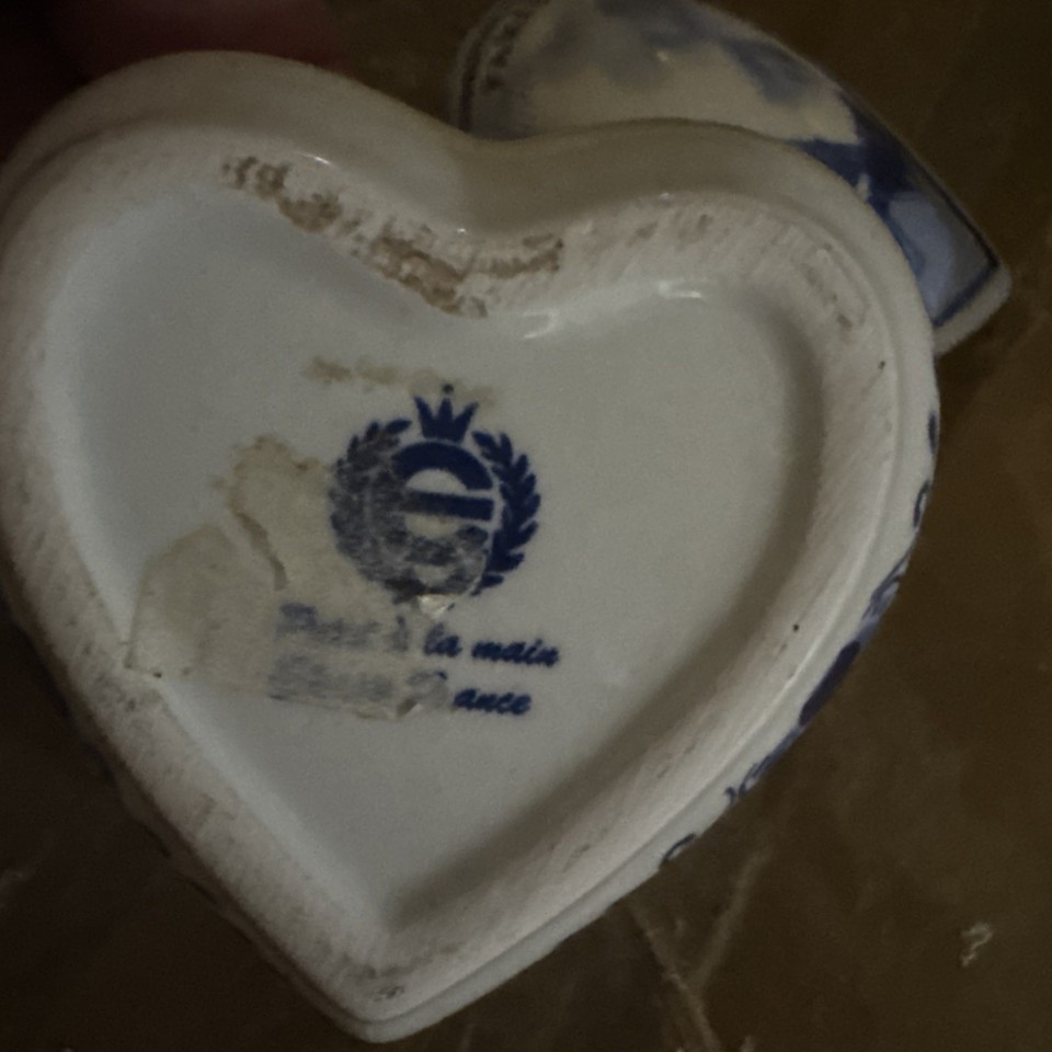 Delft Blue And White Heart Shaped Trinket Box Paris France | eBay UK
