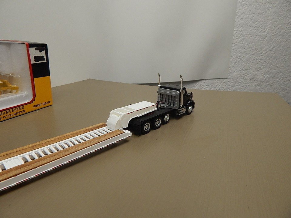 HO 1/87 Scale Herpa Promotex Truck Trailer & IH Crawler Loader | eBay