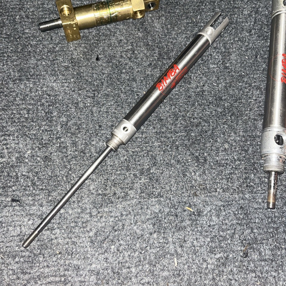 Rare Original Chuck E. Cheese Cyberamic Animatronic Air Cylinders ...