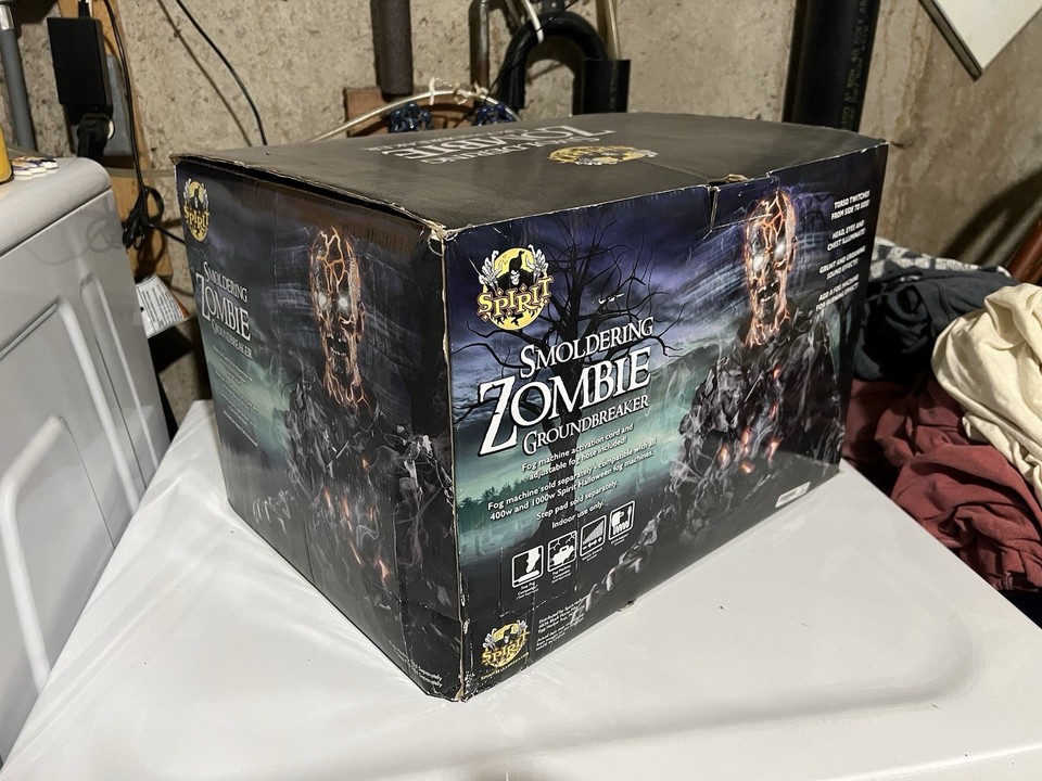 SMOLDERING ZOMBIE Spirit Halloween 2016 Groundbreaker Retired ...