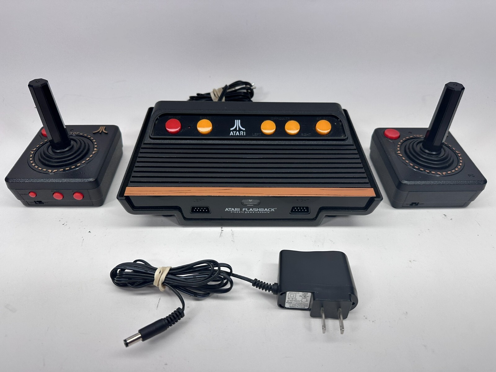 Atari Flashback Classic Game Console With 2 Wireless Controllers Retro ...