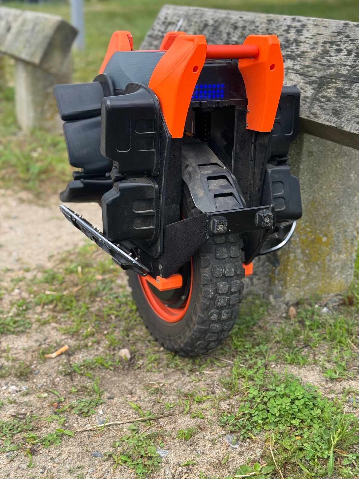 Begode Falcon 100V Electric Unicycle 900WH With Suspension ...