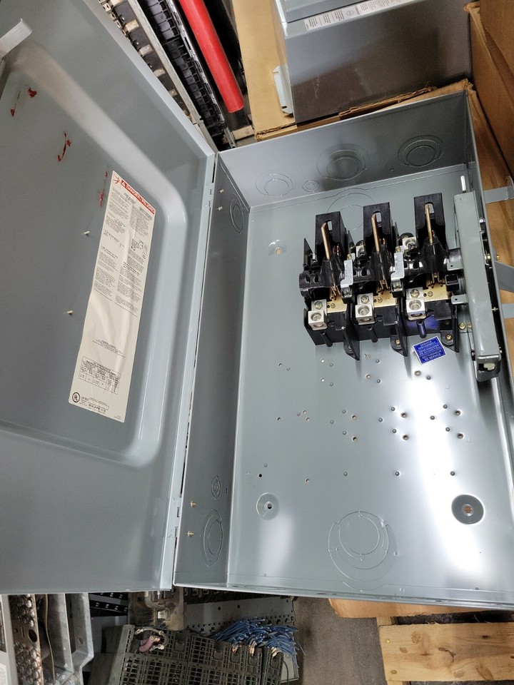 NOS Square D 200 Amp Disconnect DU324 200 Amp 240 V Type 1 | eBay