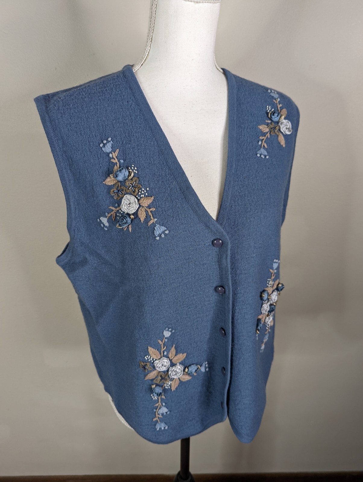 Cottagecore Women's Vintage blue Wool Vest Floral emb… - Gem