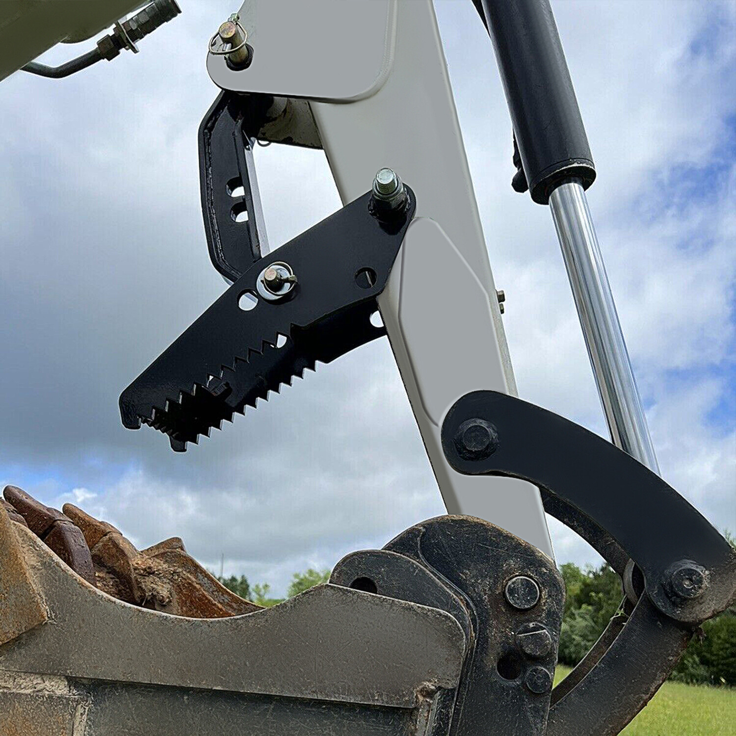 For Kubota Mahindra Backhoe Thumb Excavator Claw Tractor Attachment ...