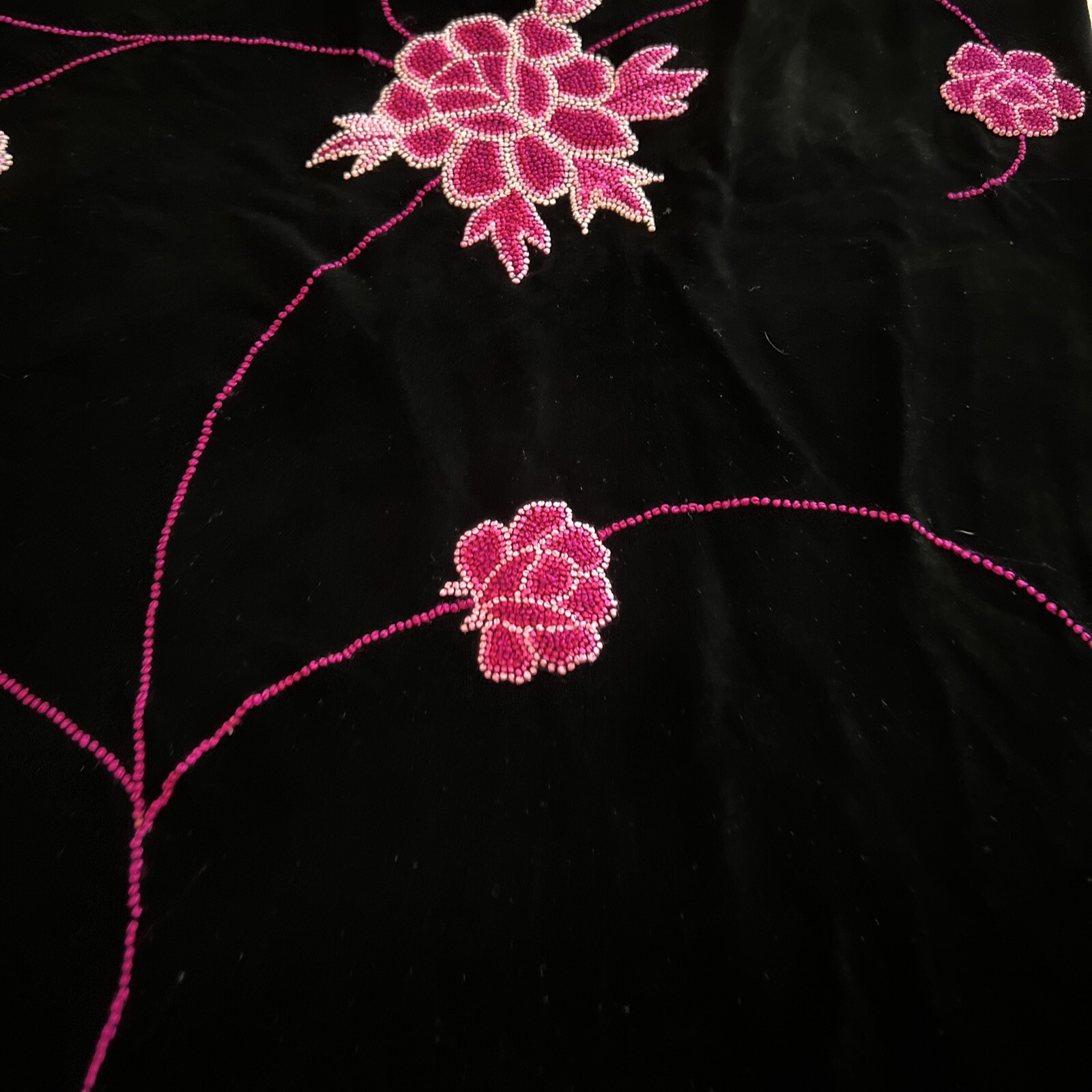 RuiFuXiang Rui Fu Xiang Embroidered Silk Pink Floral Design Red Silk ...