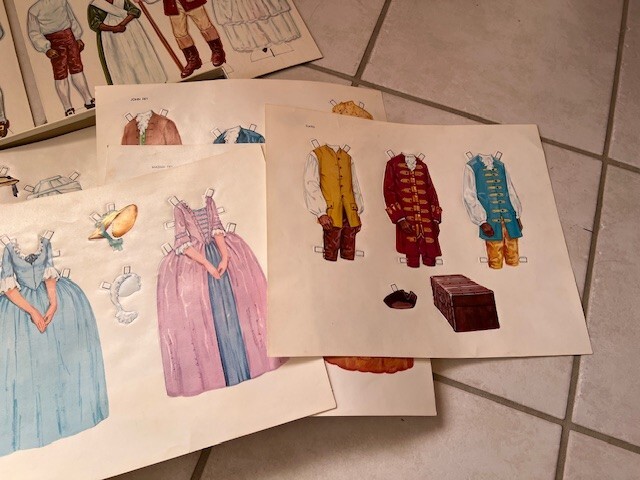 VTG PLATT & MUNK WILLIAMSBURG COLONIAL CUT OUT PAPER DOLLS UNCUT ...