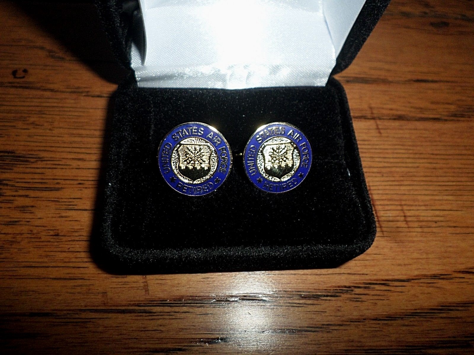 U.S MILITARY AIR FORCE RETIRED CUFFLINKS WITH JEWELRY BOX 1 SET CUFF ...