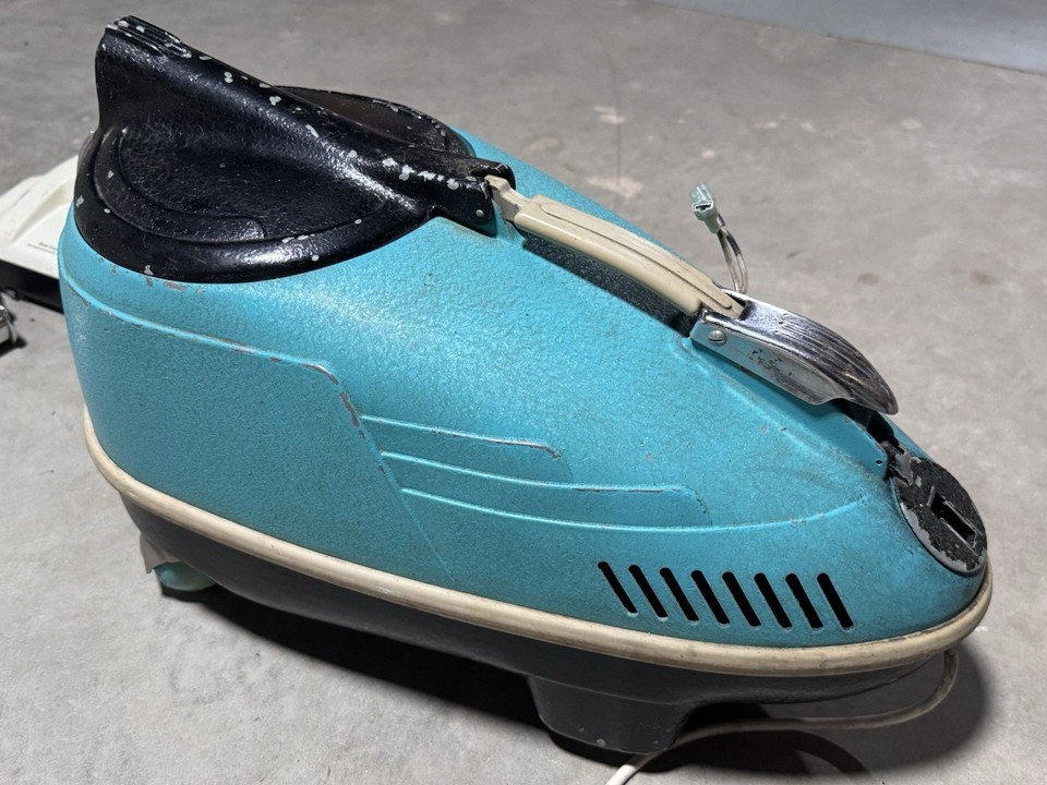 INTERSTATE COMPACT ELECTRA Model C-6 Canister VACUUM Working Turquoise ...