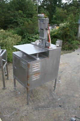 Stainless Steel Tipper Clipper Tie Machine 6VH, Mounted on Table w ...