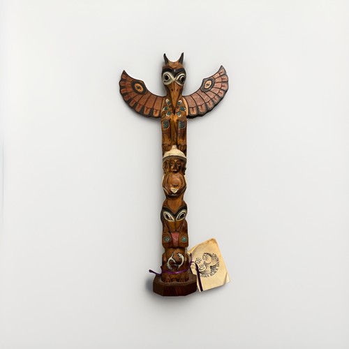 RAVENS SURPRISE Totem Pole Cedar Wood Carved signed RAY MOORE Alaska 14 ...