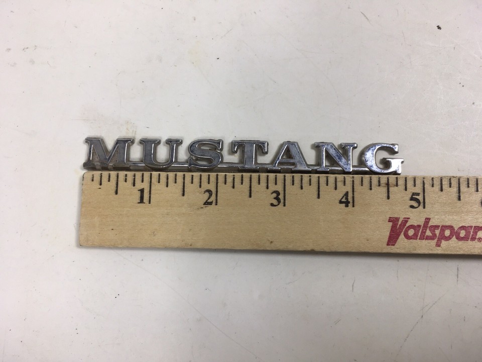 One Vtg Ford Mustang Script Emblem Badge Logo C5ZB-16098-C/30978-H1 ...