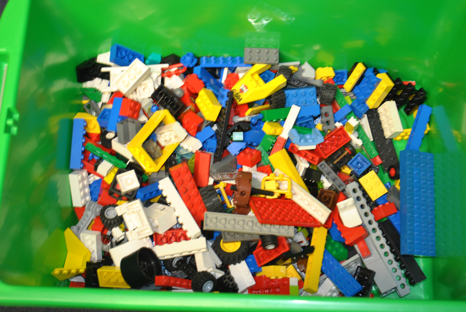 APPROX 1 KG LEGO KILO job lot various parts bricks slopes tiles ...