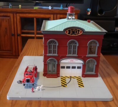 MTH Fire Station 30-9102 | eBay