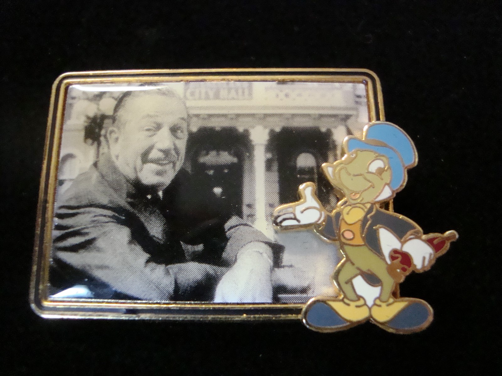 Jiminy Cricket Pin on Pin on Frame of Picture of Walt Disney | eBay