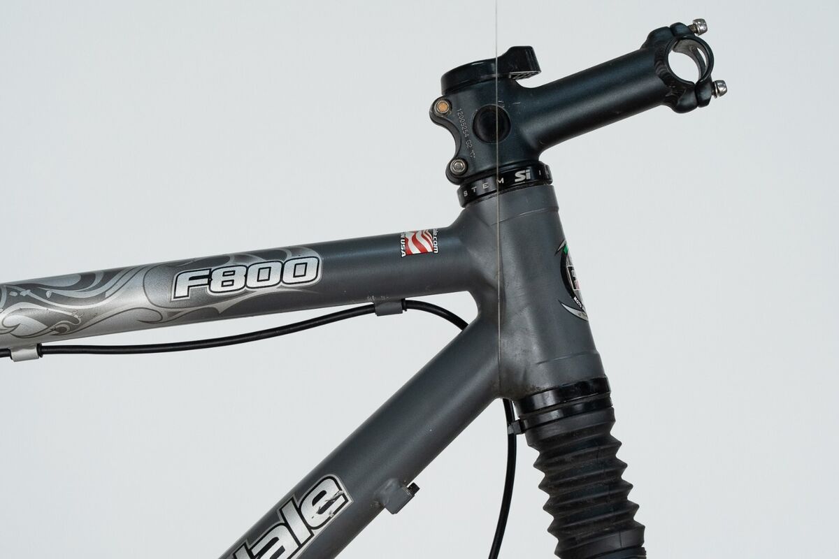 CANNONDALE F800 ALLOY ALUMINIUM FRAME VINTAGE MTB MOUNTAIN CANNONDALE F800 ALLOY ALUMINIUM FRAME VINTAGE MTB MOUNTAIN