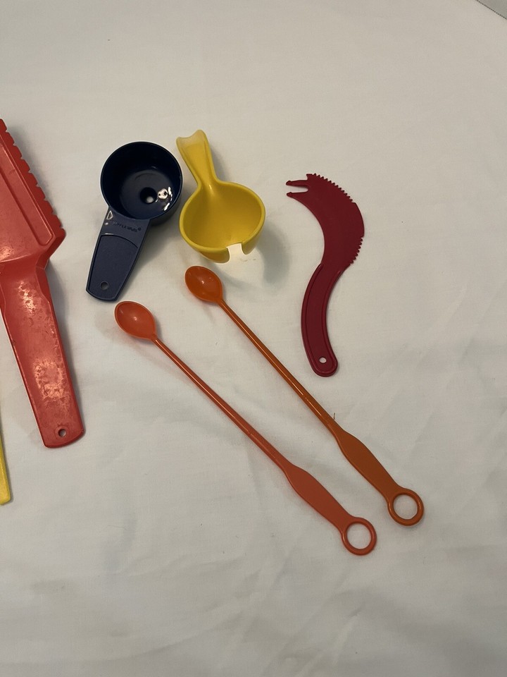 Vintage Tupperware Hostess Party Favors Gifts Giveaways Gadgets Lot of ...