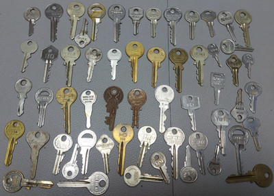 Old Keys Bundle 55x Vintage & Modern Key Job Lot Yale / Union / Etc | eBay