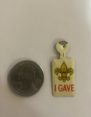 Vintage "I GAVE" pin clip LOCAL No. 4 Union Label Chicago Lithograph ...