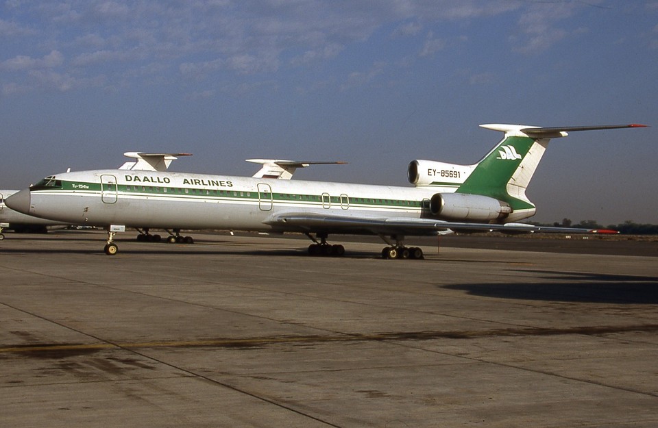 Aircraft Slide - 7 x ORIGINAL slides of various Tupolev TU-154s (B101 ...