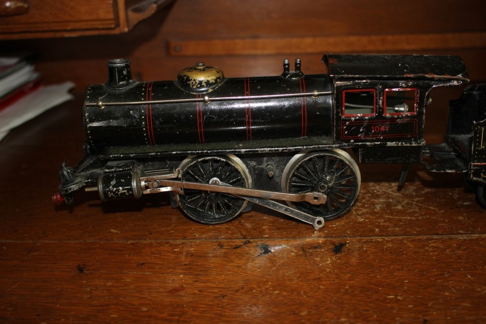 Early Gauge 1 MARKLIN 1041 Clockwork Steam Locomotive & Tender | eBay