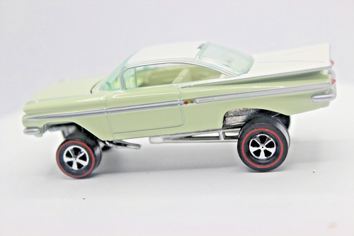 Johnny Lightning 1959 Chevy Impala Zingers custom with hot wheels ...