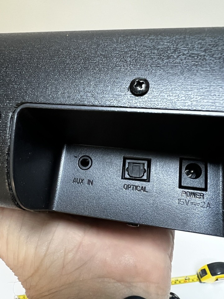 SAKOBS 3D TV 16” Sound Bar 30W Drivers Remote, AC Adapter, Mounting ...