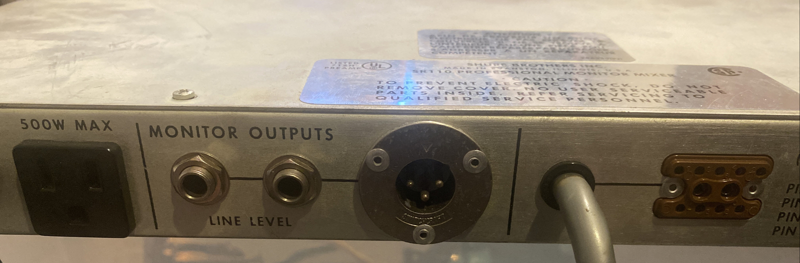 SHURE SR 110 Monitor mixer | eBay