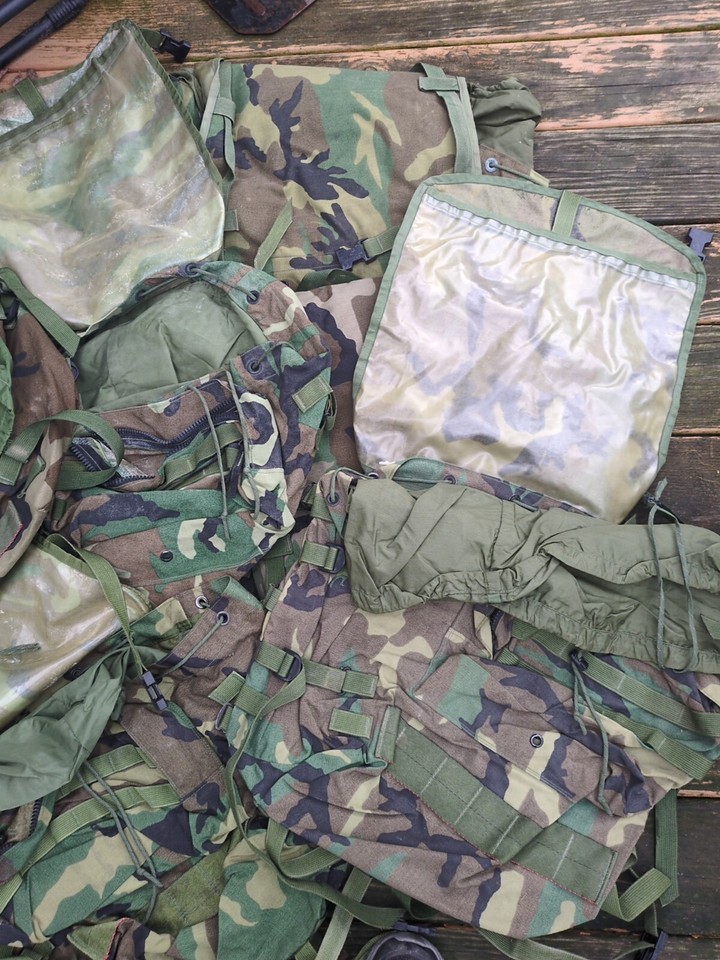 MILITARY MOLLE II MAIN PACK RUCK SACK WOODLAND CAMO 8465-01-465-2289 w ...