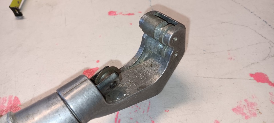 Hi-Duty 274-FB Tube Cutter Imperial Eastman Chicago USA Pat No 2784618 ...