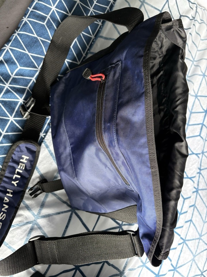 Vintage 90s Helly Hansen Messenger Bag Crossbody Single Strap Blue Red ...